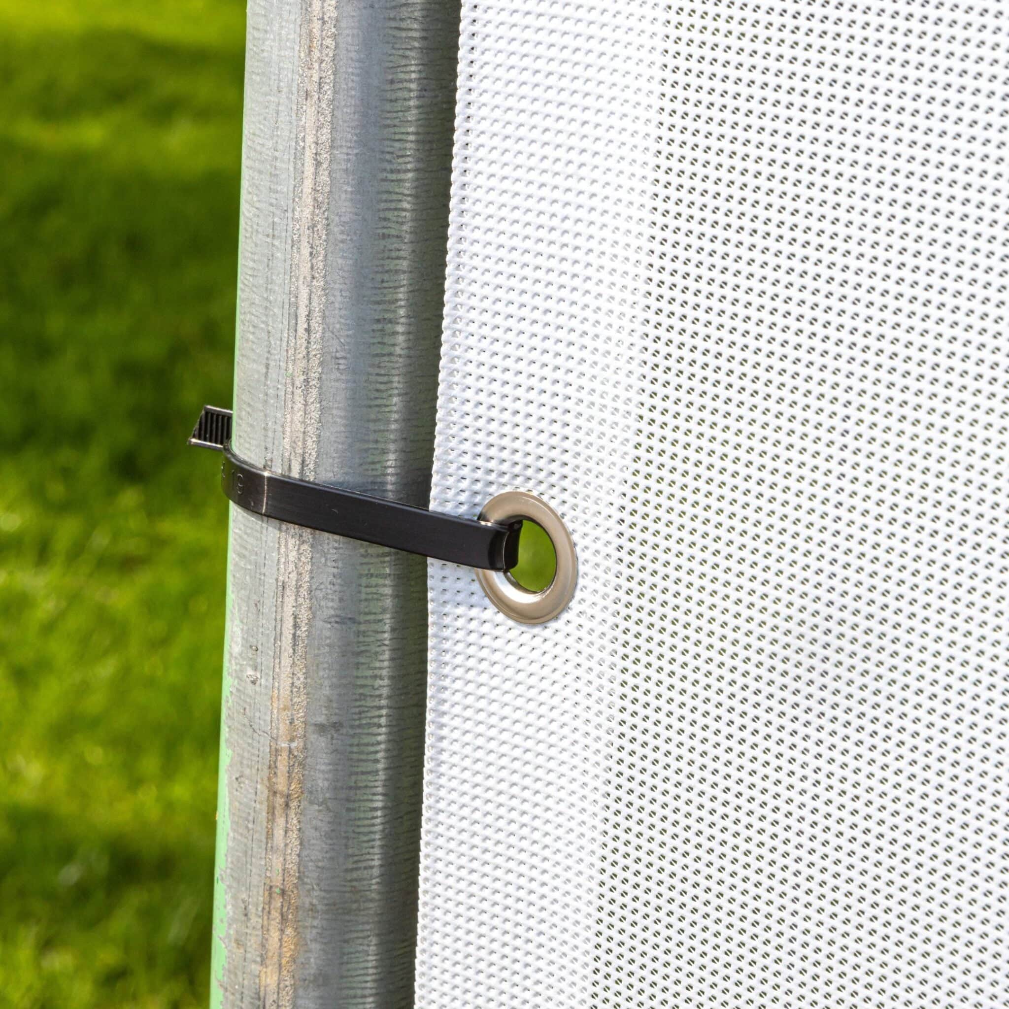 Basic Heras Fence Covers | Newton Mesh